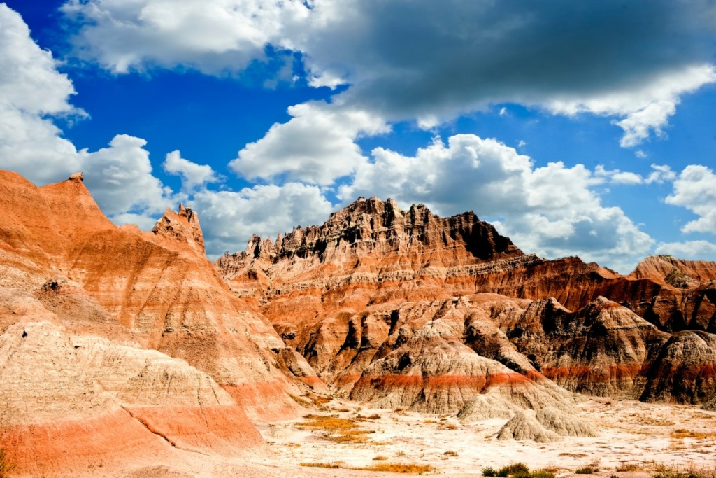 Outdoor Adventures in South Dakota - Outabs